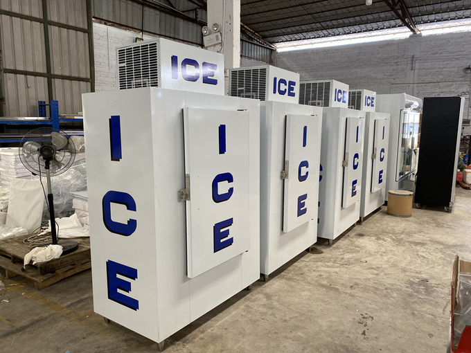 Commercial outdoor bagged ice storage freezer, fan cooling ice cube freezer CE 0