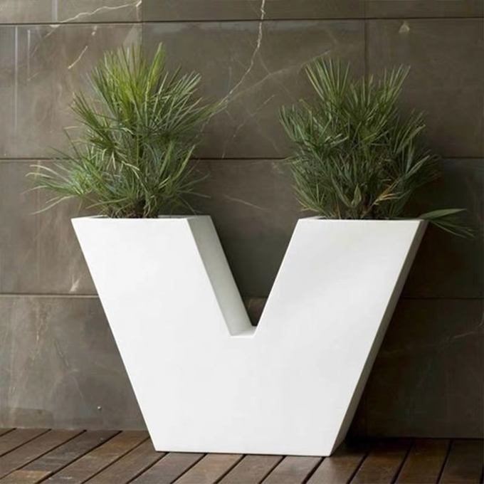 letter V stainless steel plant box for mall decoration surface paint or electroplate 0