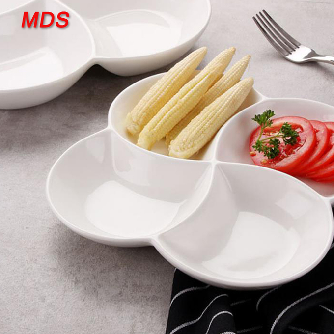 Restaurant korean style white four lattices dessert ceramic divided plate