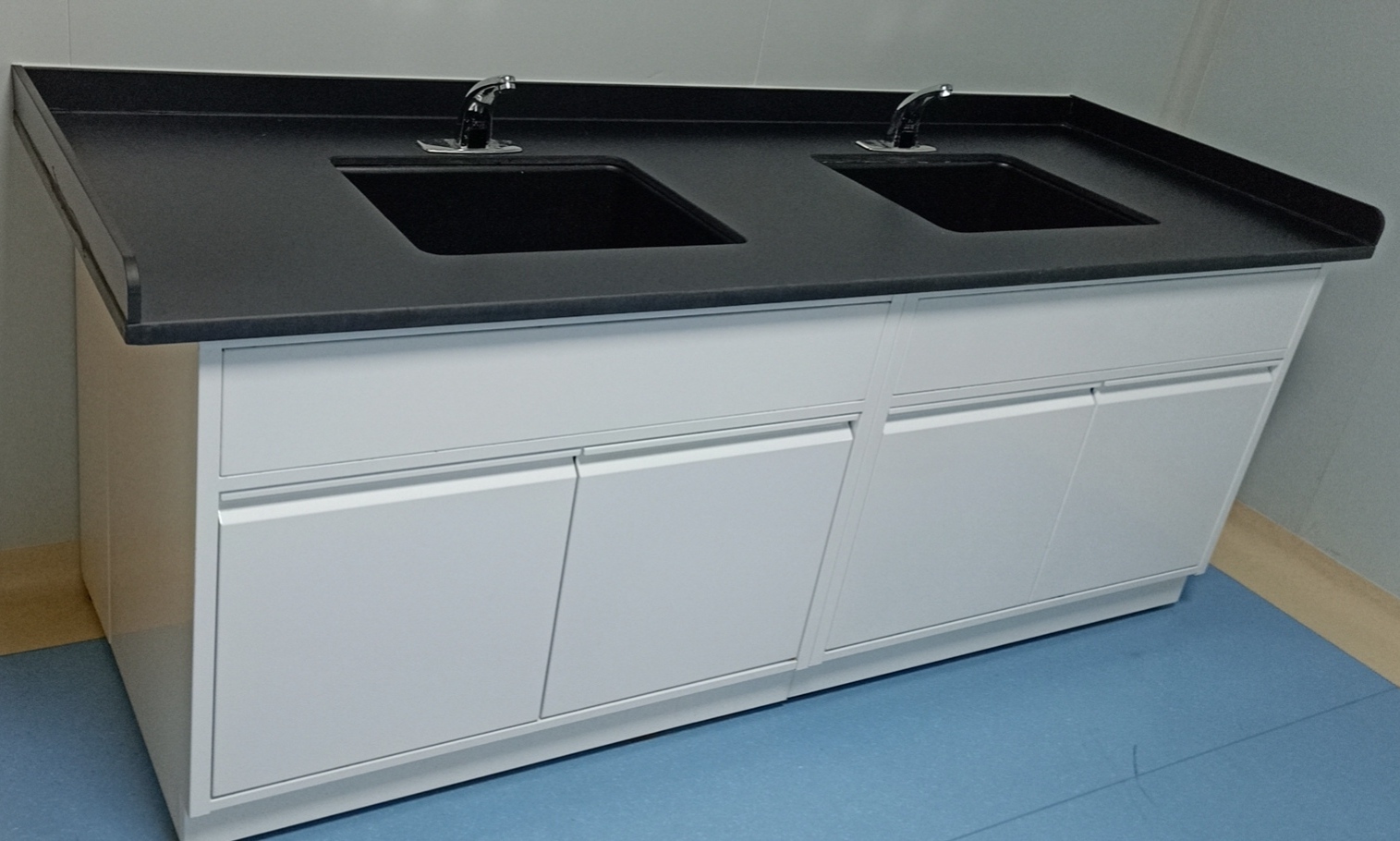 All Steel Laboratory Furniture Water Sink Table Basin Bench for Central Laboratory Table Lab Island Bench Use