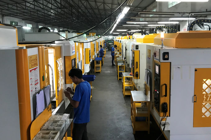 High precision automotive shaft, Material: carbon steel, Applied in automotive