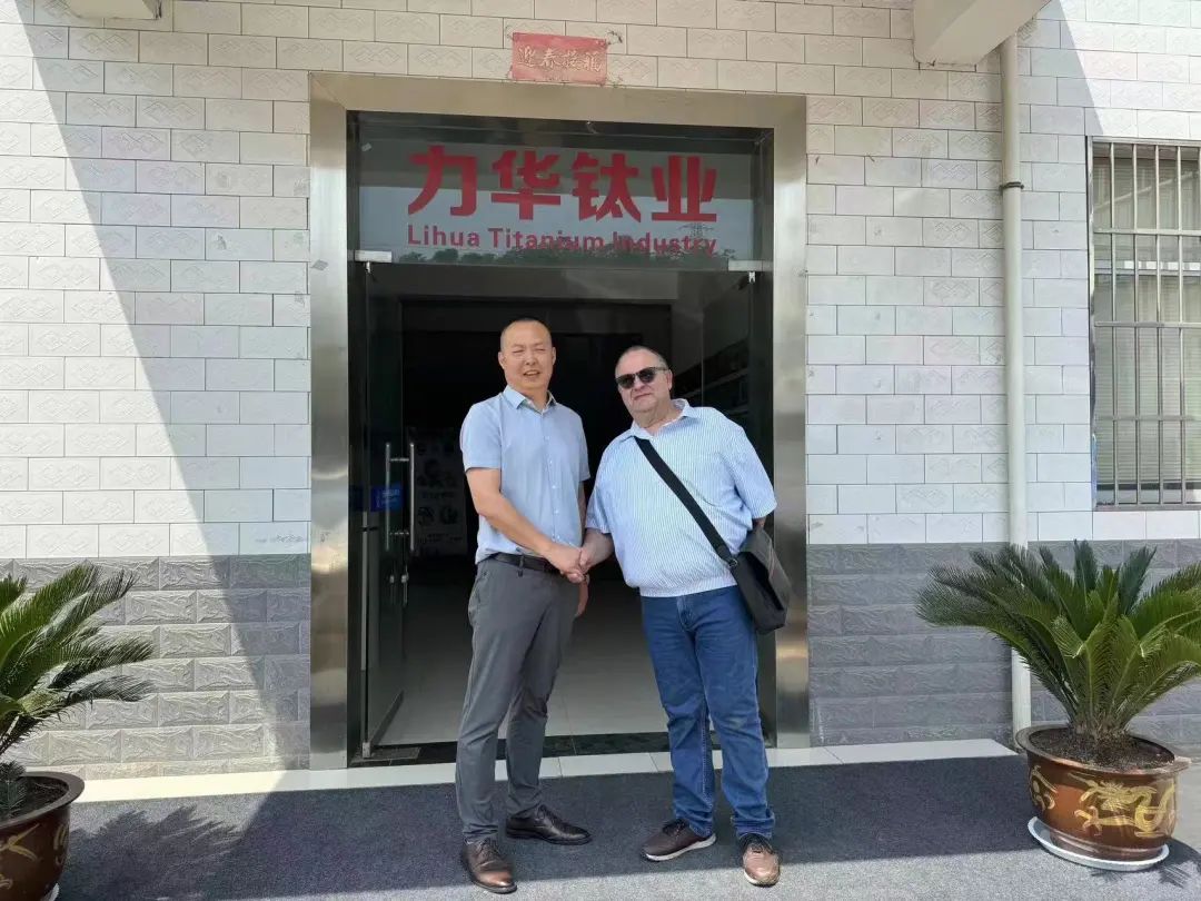 news-1000-1 latest company news about Lihua Titanium – The "International" Flange Journey of Li Xiangwei, a Country Boy 0