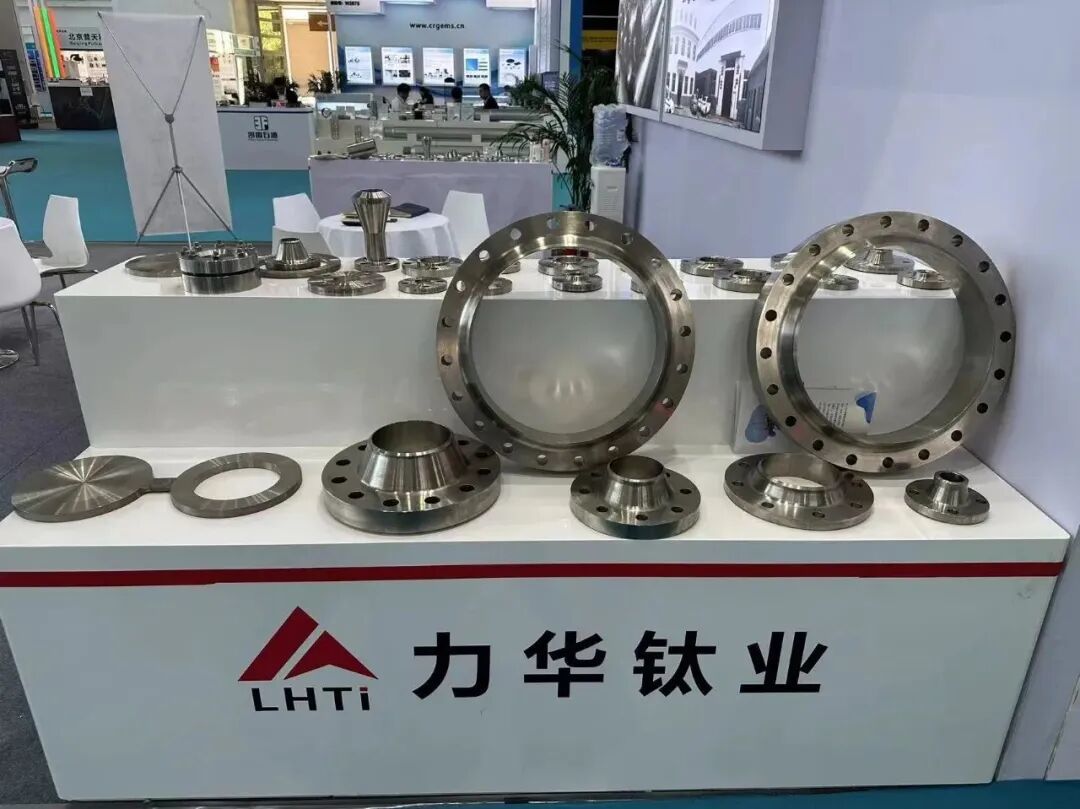 news-800-599 latest company news about Lihua Titanium Flanges: Defining the Safety Boundary of Industrial Connections with Stringent ASTM/ASME Standards 0